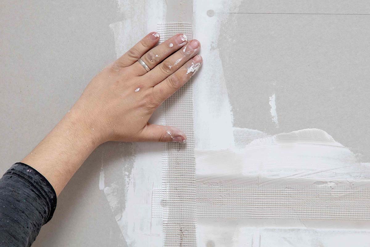 Taping - Titan Drywall